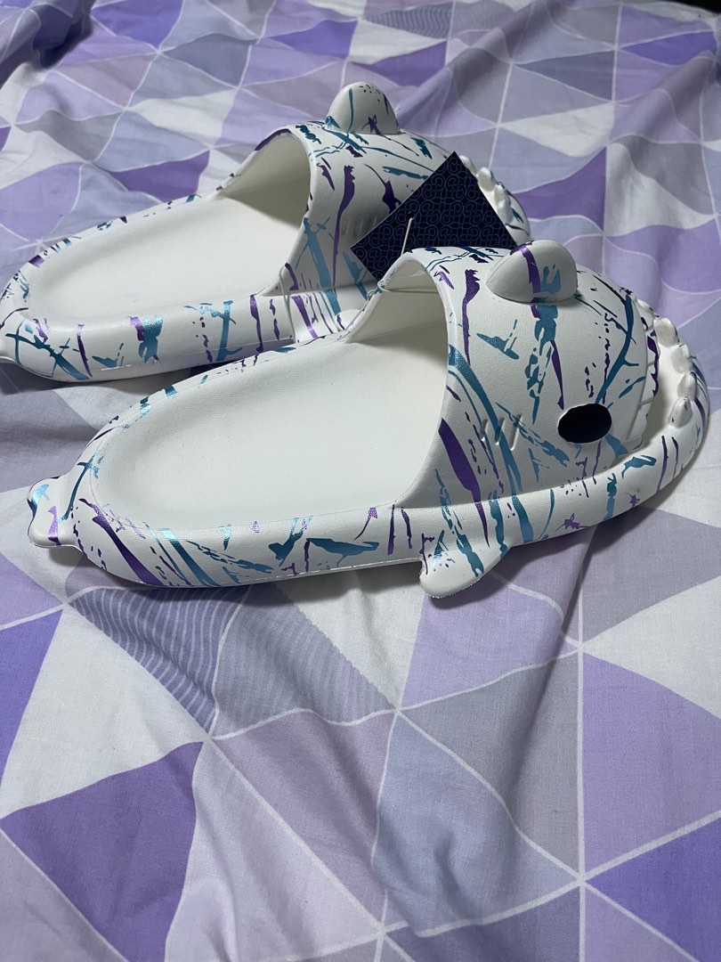 Shark slipper, Men's Fashion, Footwear, Flipflops and Slides on Carousell