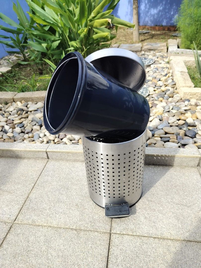 Sleek tall metal design rubbish bin dustbin trash bin, Furniture & Home ...