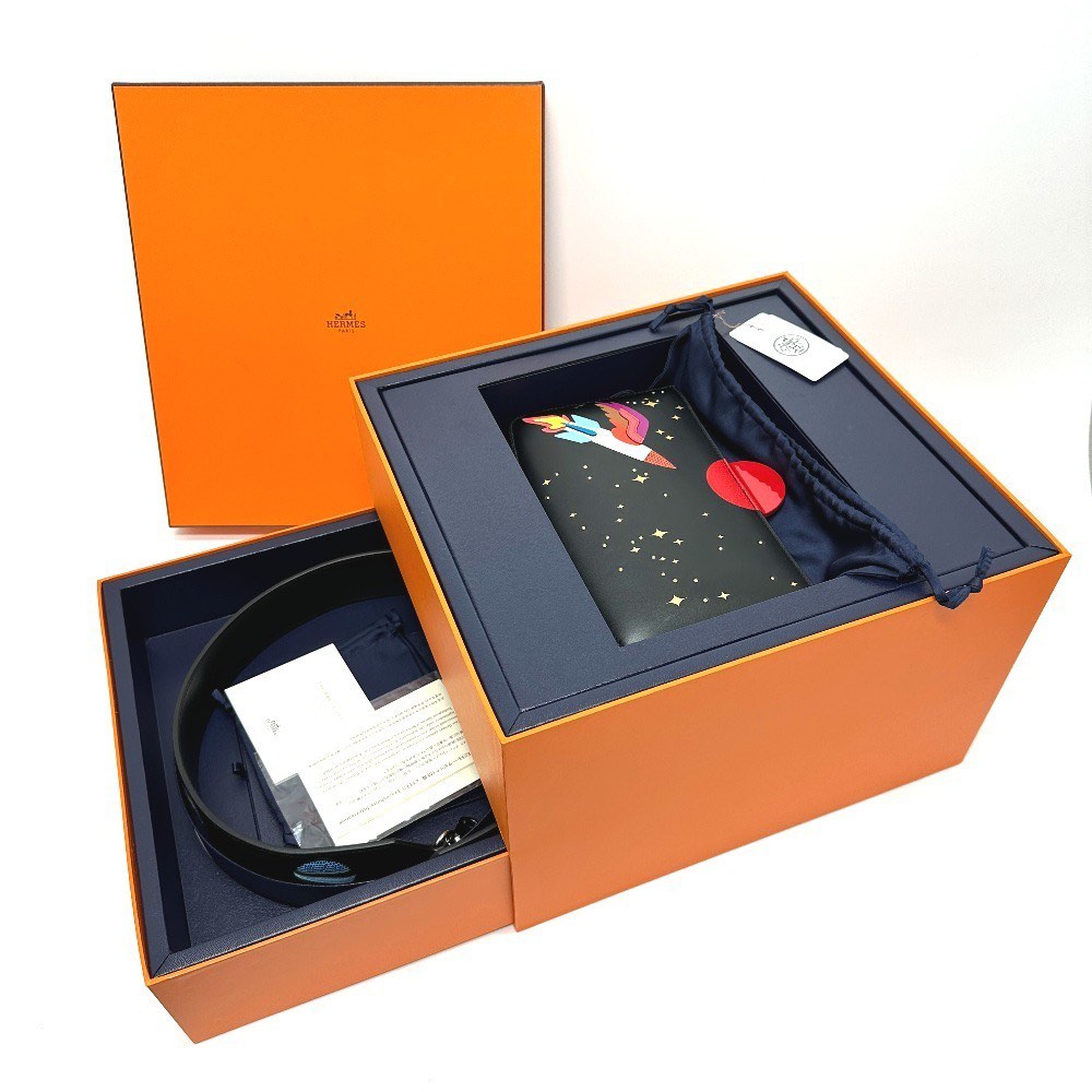 Space malice VIP Hermes bag not birkin, Luxury, Bags & Wallets on Carousell