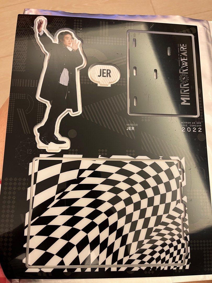 亞加力stand - Jer Lau @ Mirror, 興趣及遊戲, 收藏品及紀念品, 明星周邊 - Carousell