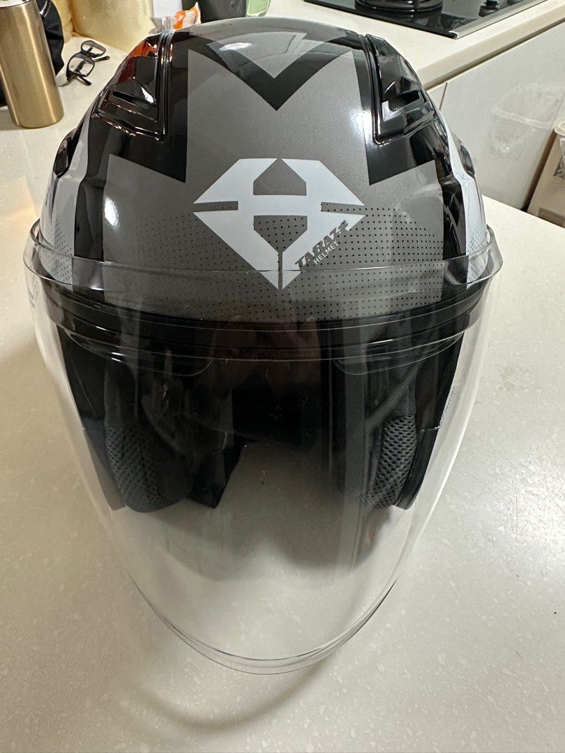 Taraz helmet L size for sale, Motorcycles, Motorcycle Apparel on Carousell