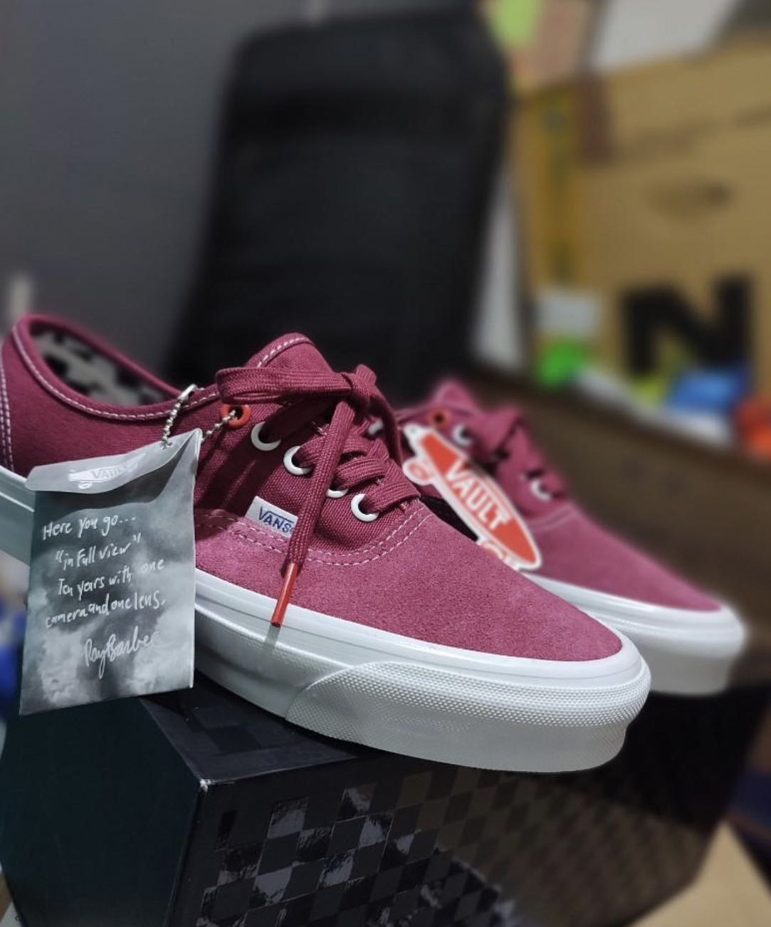 VANS VAULT X RAY BARBEE OG AUTHENTIC US8, 男裝, 鞋, 波鞋 - Carousell