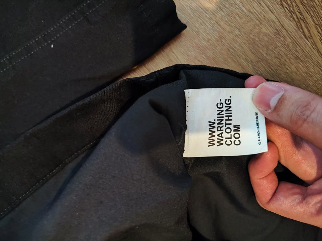 Warning wrng jacket, Fesyen Pria, Pakaian , Baju Luaran di Carousell