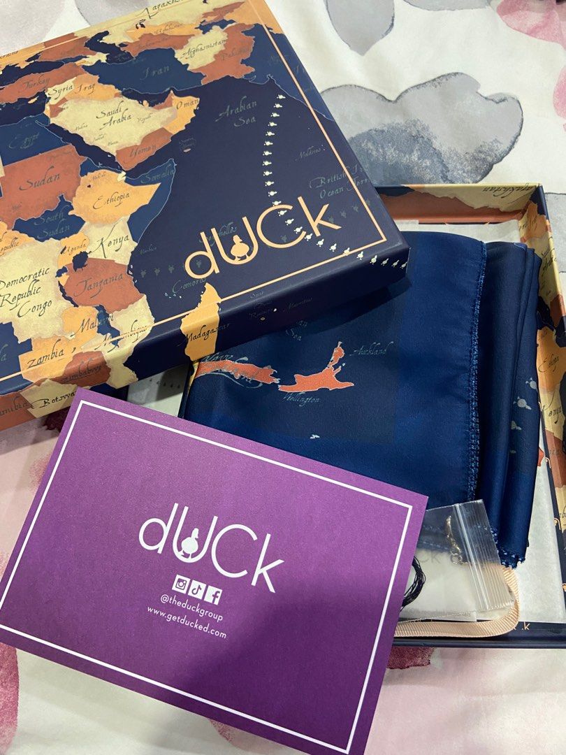 World Map duck Navy, Women's Fashion, Muslimah Fashion, Hijabs on Carousell