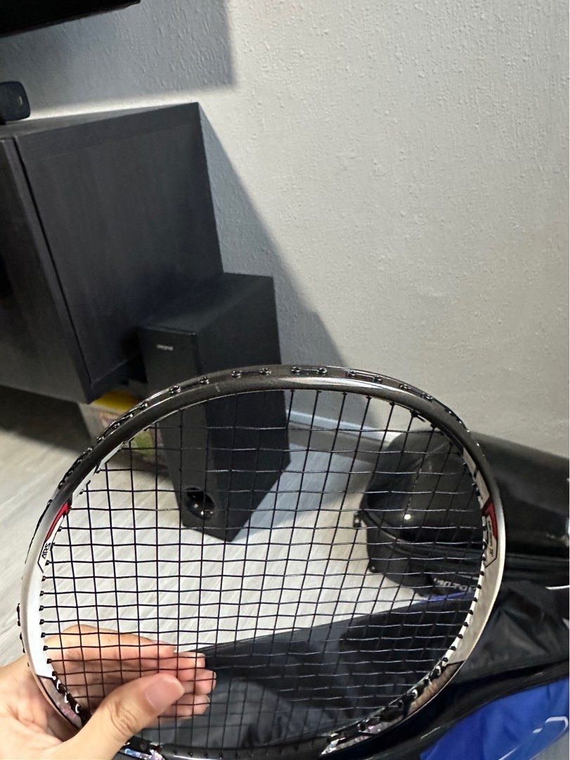 Victor Auraspeed 90K - 3U, Sports Equipment, Sports & Games, Racket & Ball Sports on Carousell