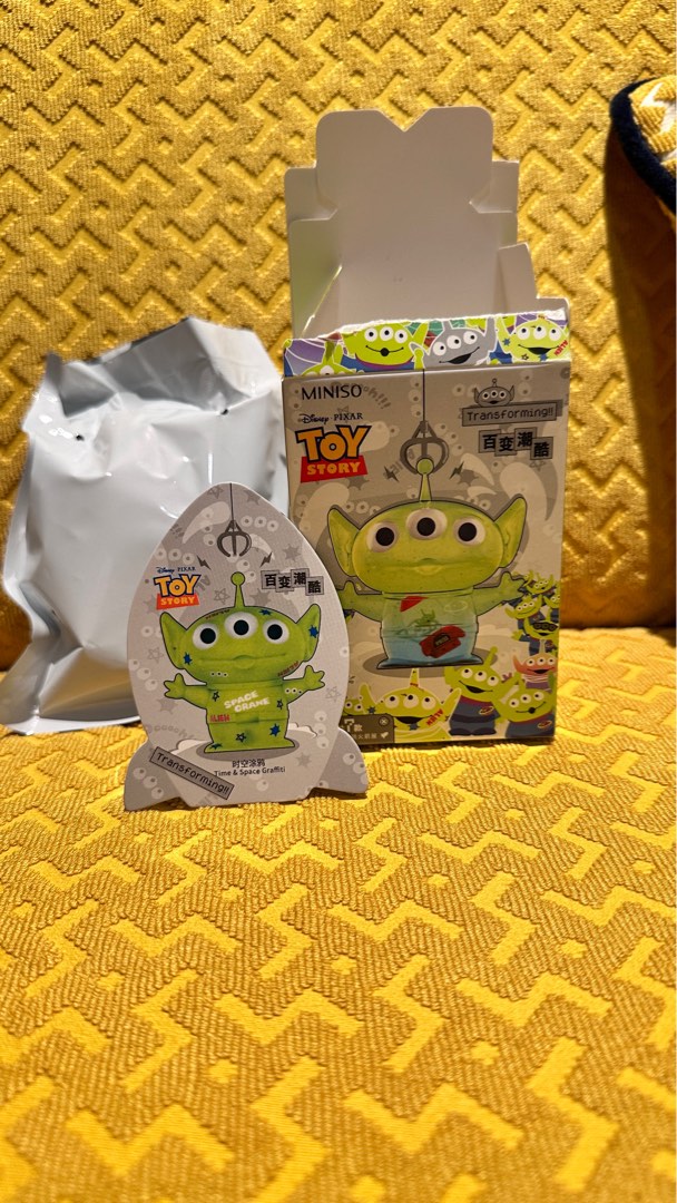 wtt miniso alien popmart blind box toy story, Hobbies & Toys ...