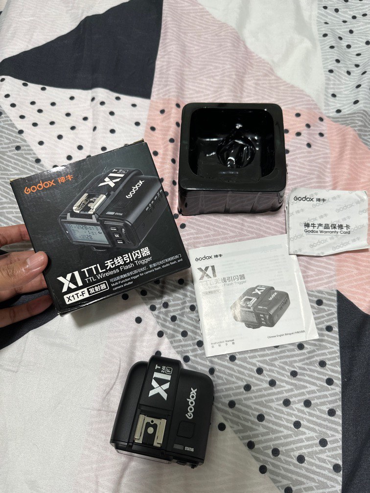 X1 TTl wireless flash trigger for Fuji, Photography, Photography Accessories, Flashes on Carousell