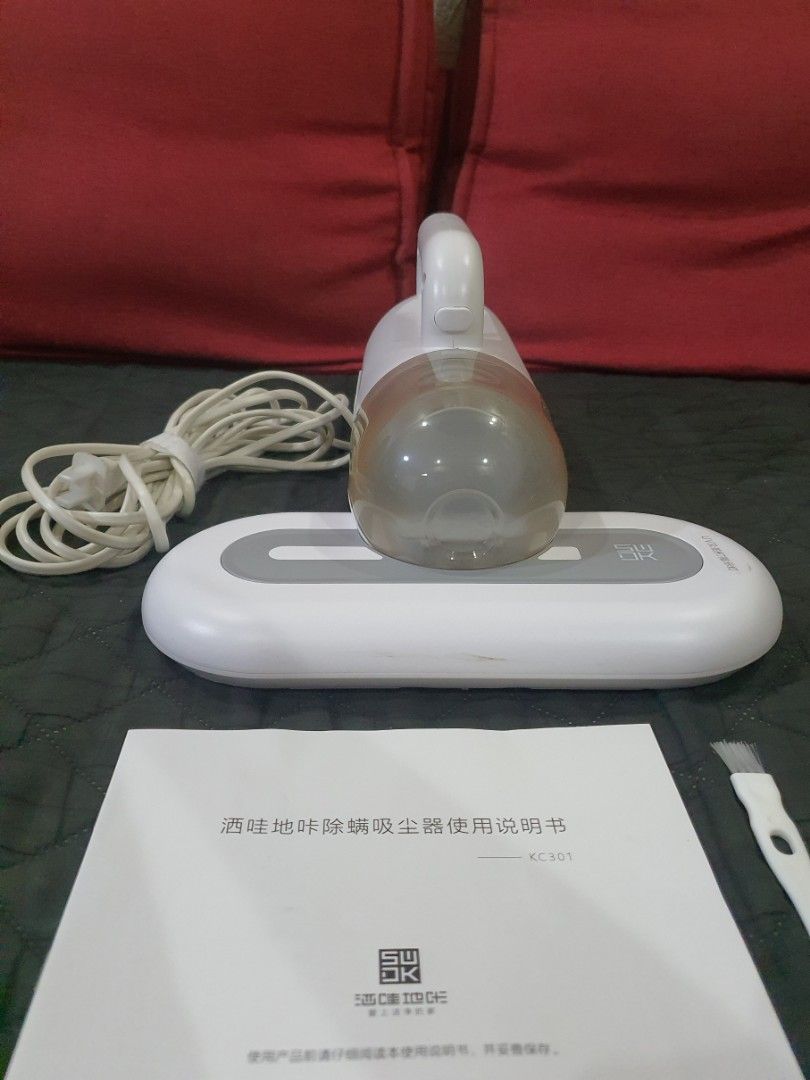 XiaoMi handheld dust mite controller UV vacuum cleaner on Carousell