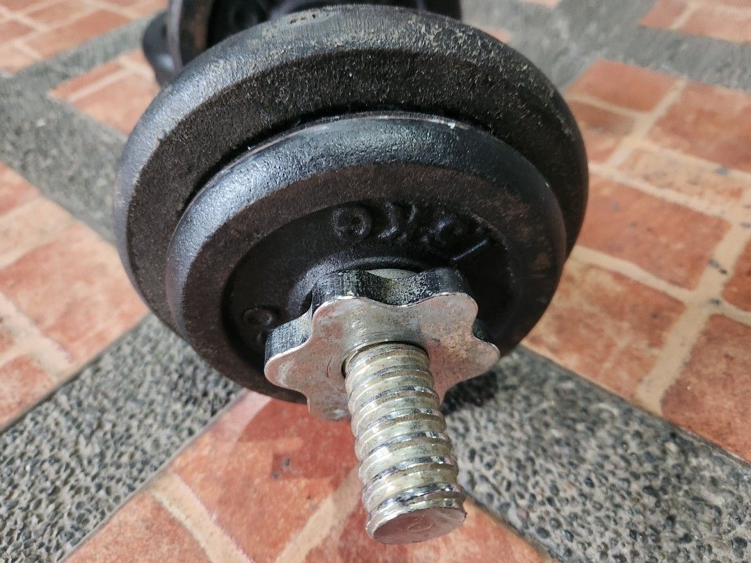 21kg dumbbells weight and connector on Carousell