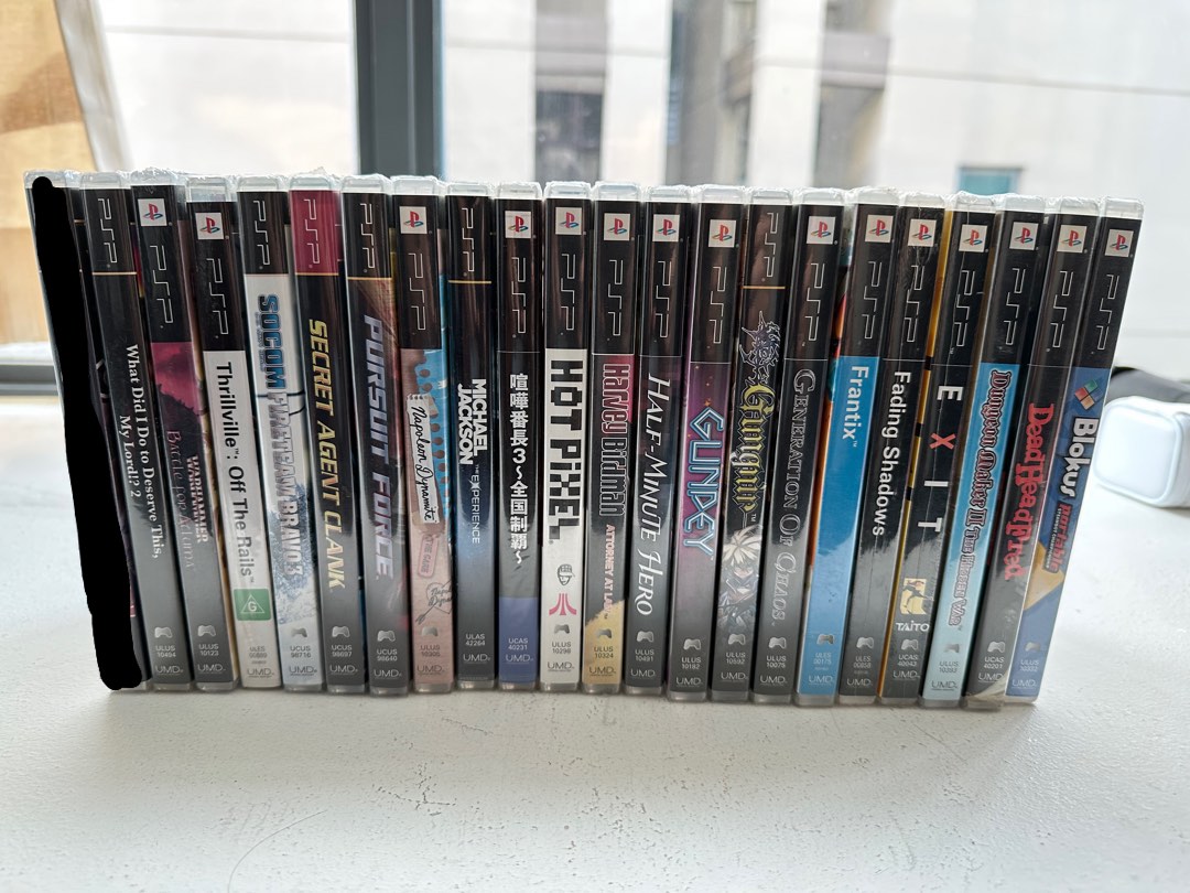 24 PSP Sealed Games Bundle from personal collection - Playstation ...