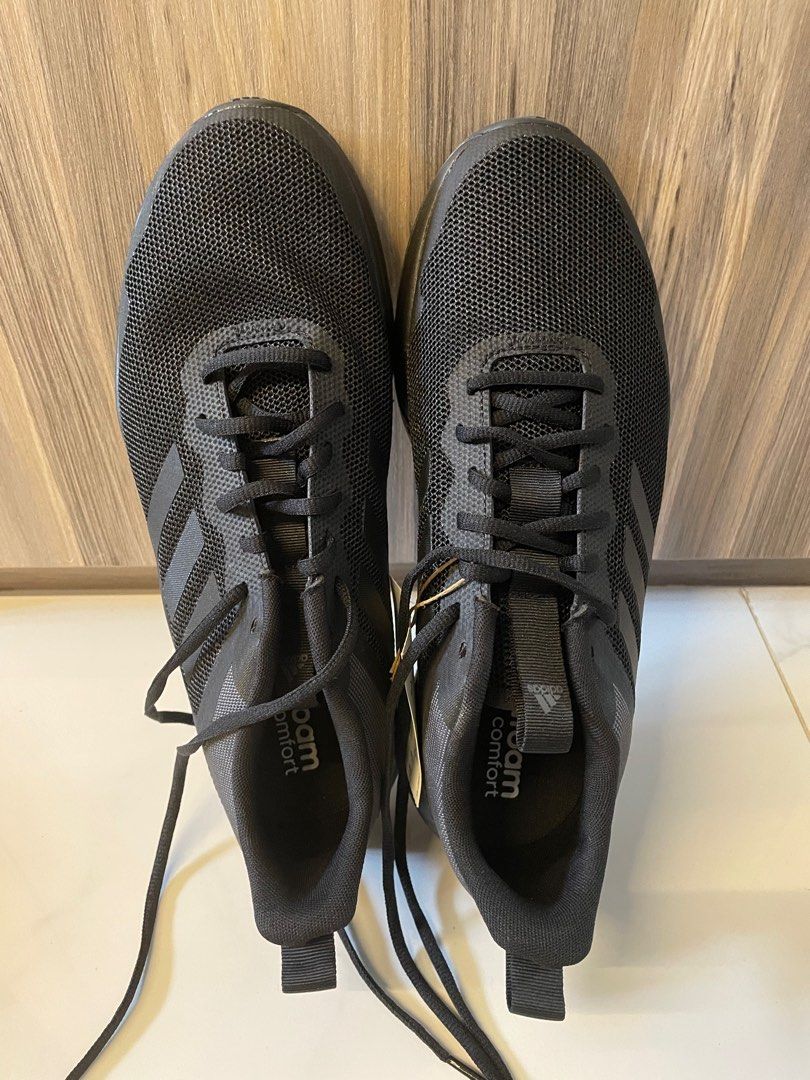 Adidas RUNNING COURSE A PIED, 男裝, 鞋, 波鞋 - Carousell
