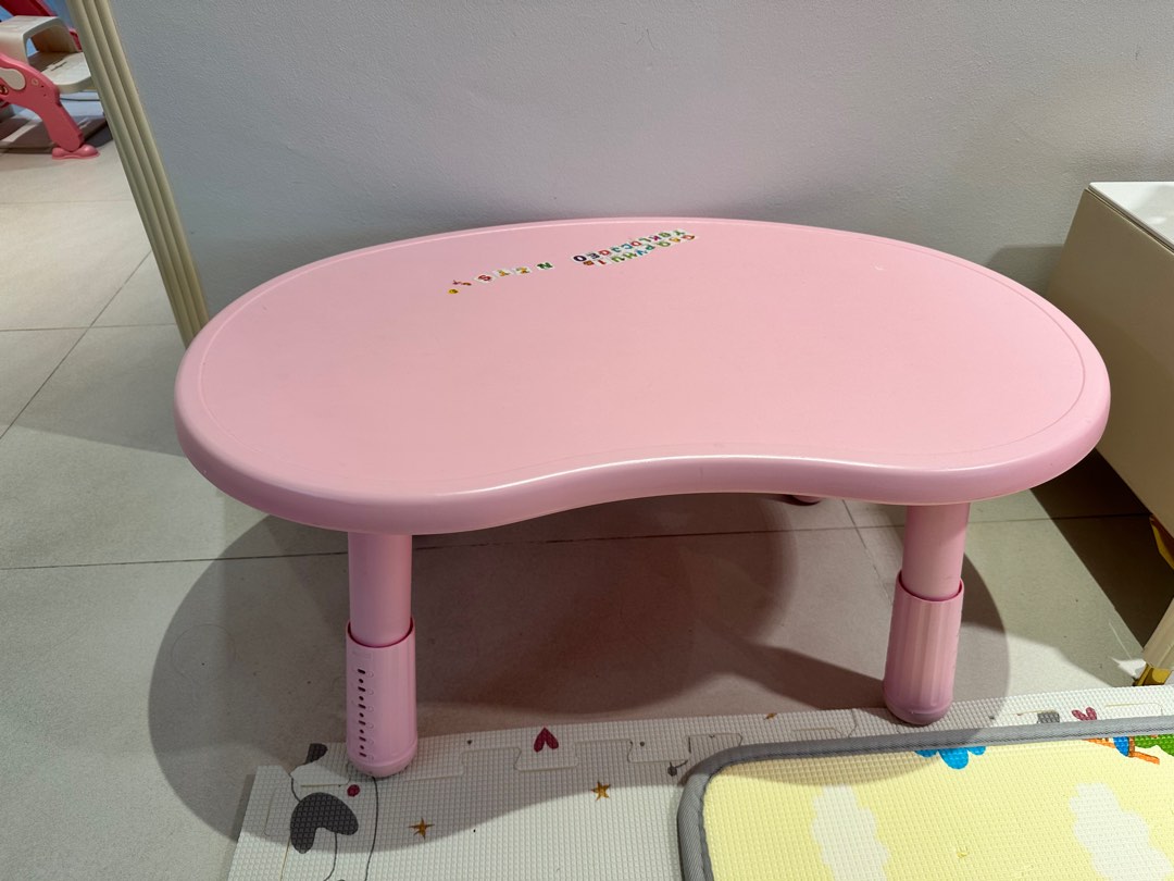 Adjustable peanut table for kid, Babies & Kids, Baby Nursery & Kids ...