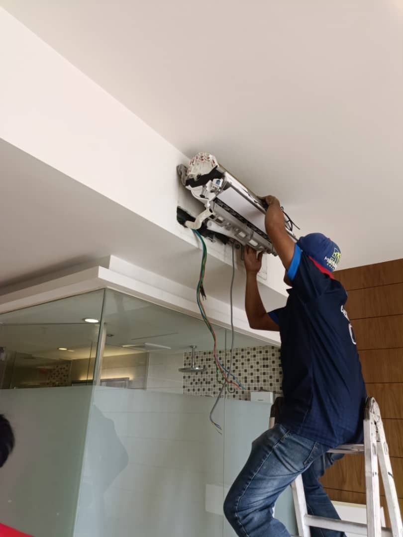 AIRCOND Service Pemasangan Membaiki MURAH MON -SUN, Services, Home ...
