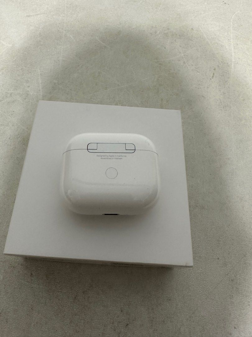 Airpods 3代 Magsafe版 無線藍牙耳機 原廠保固中 耳機及錄音音訊設備 耳機在旋轉拍賣