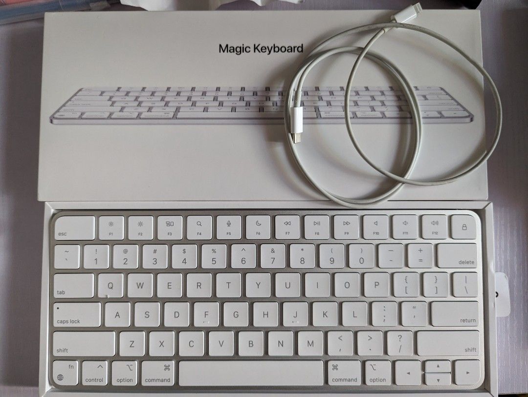 Apple magic keyboard, Computers & Tech, Parts & Accessories, Computer ...