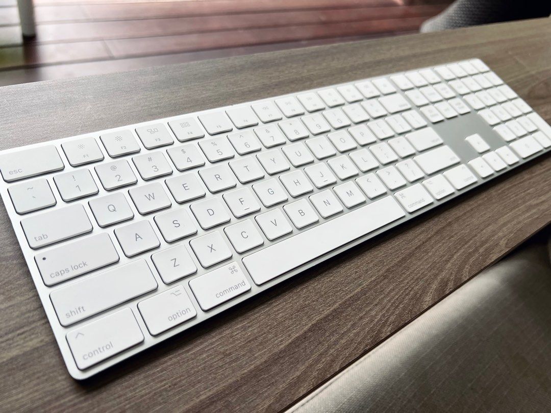 Apple Magic Keyboard with Numeric Keypad, Computers & Tech, Parts ...