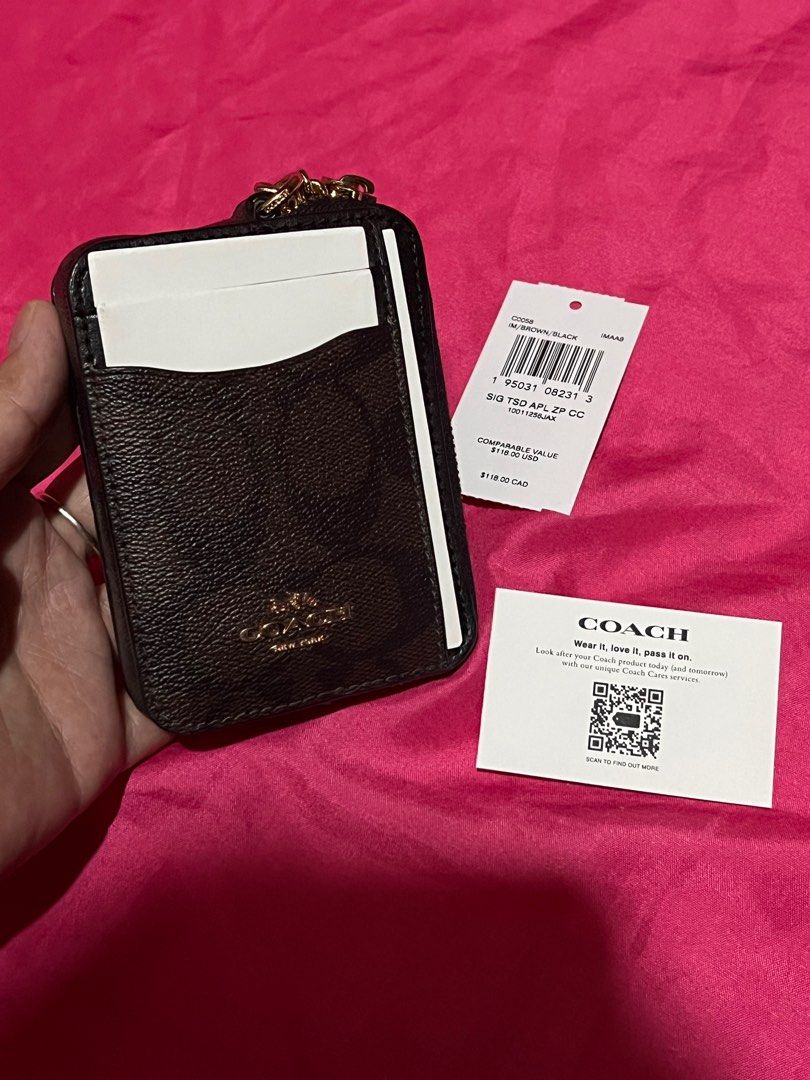 Authentic Coach Zip Card Wallet, Luxury, Bags & Wallets on Carousell