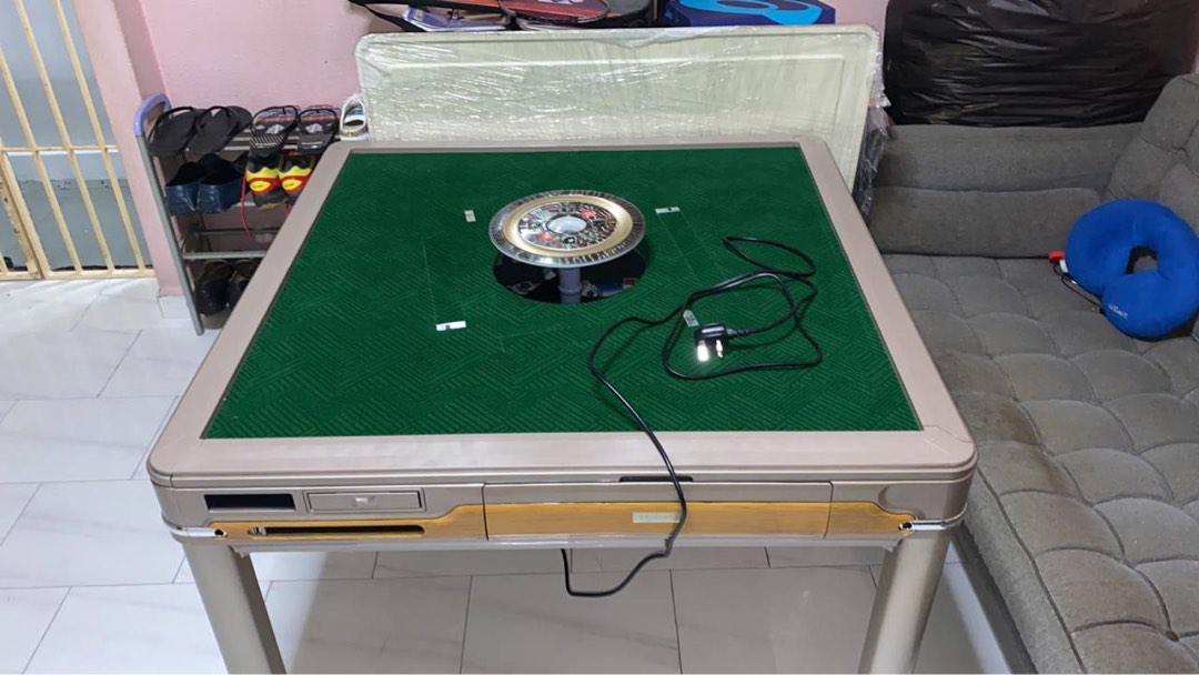 Auto MJ Table, Furniture & Home Living, Furniture, Tables & Sets on ...