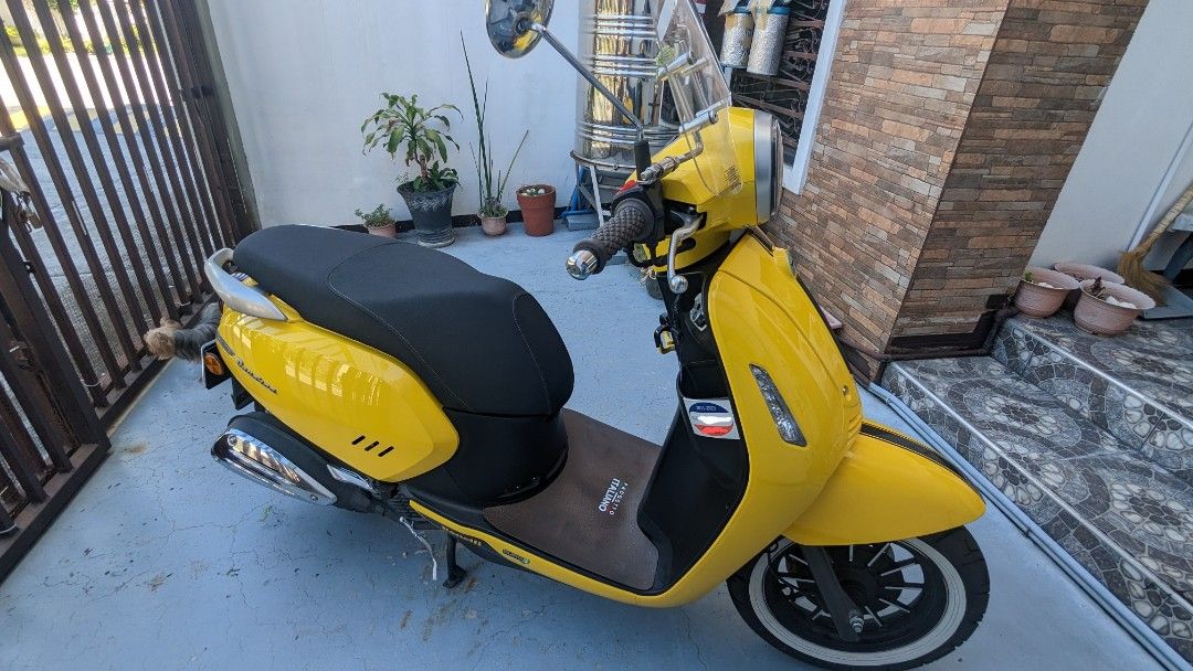 Benelli Panarea 125 Yellow, Motorbikes, Motorbikes for Sale on Carousell
