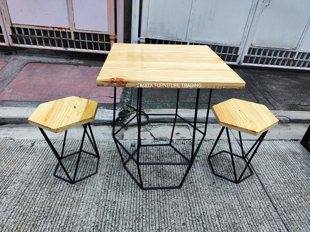Cafe/Coffeeshop table sets -Wooden To/Metal Legs on Carousell
