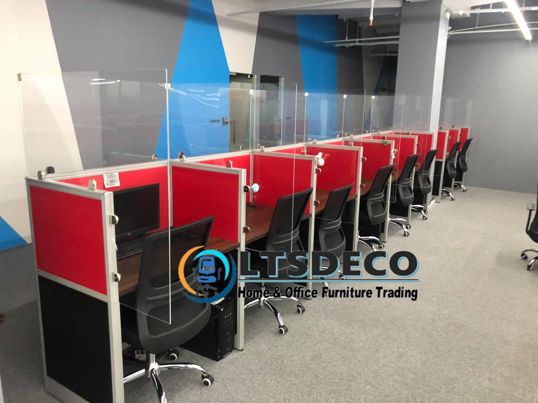 CALL CENTER TABLE OFFICE PARTITION FURNITURE on Carousell