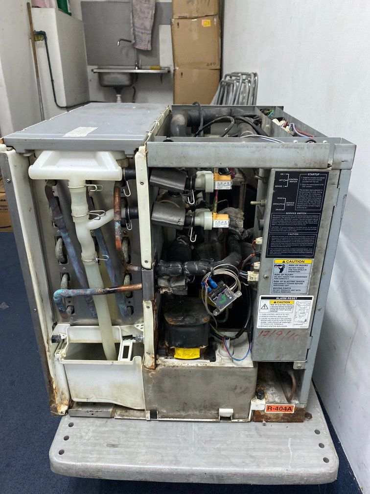 Commercial Hoshizaki Ice Maker, Furniture & Home Living, Kitchenware ...