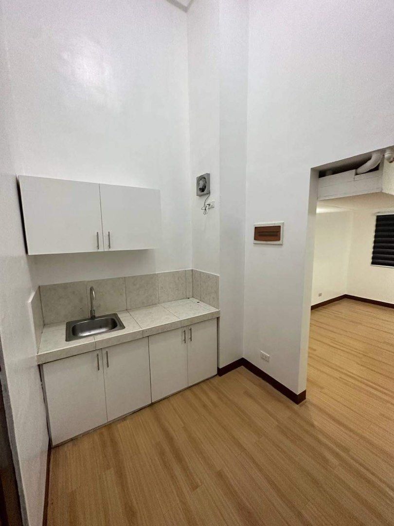 Condo unit for rent Cambridge Village Cluster 24 Unit 2E, Property ...