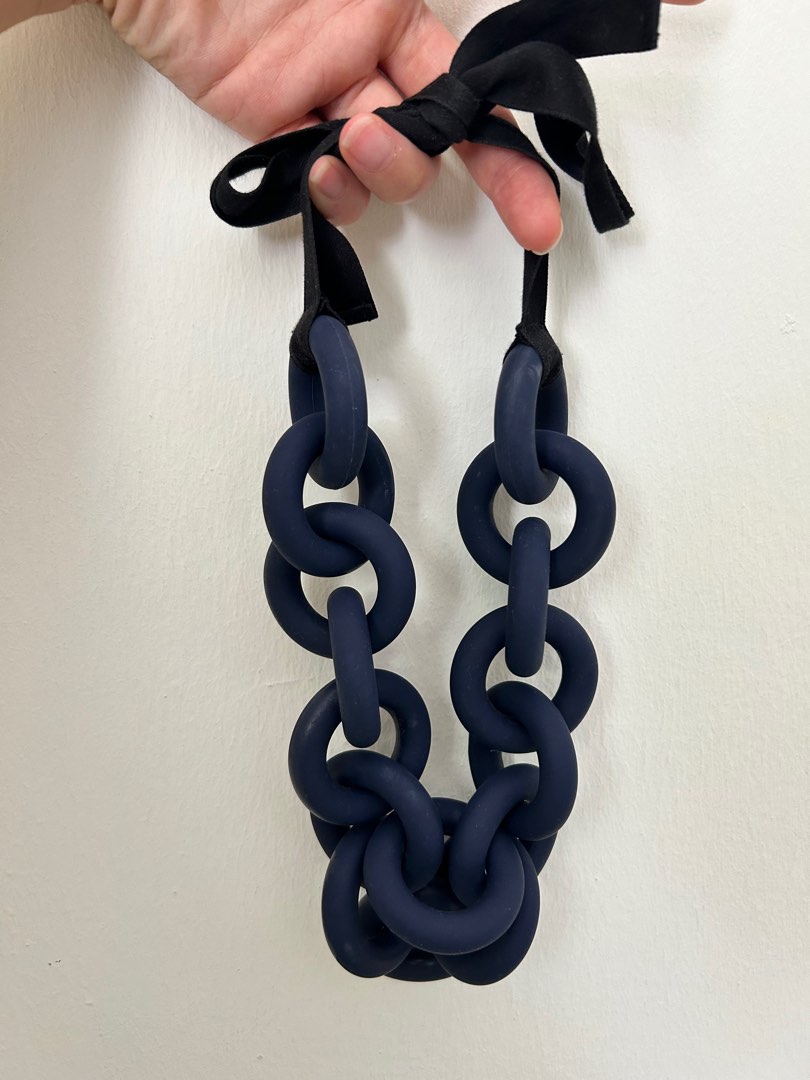 COS necklace, Women's Fashion, Jewelry & Organisers, Necklaces on Carousell