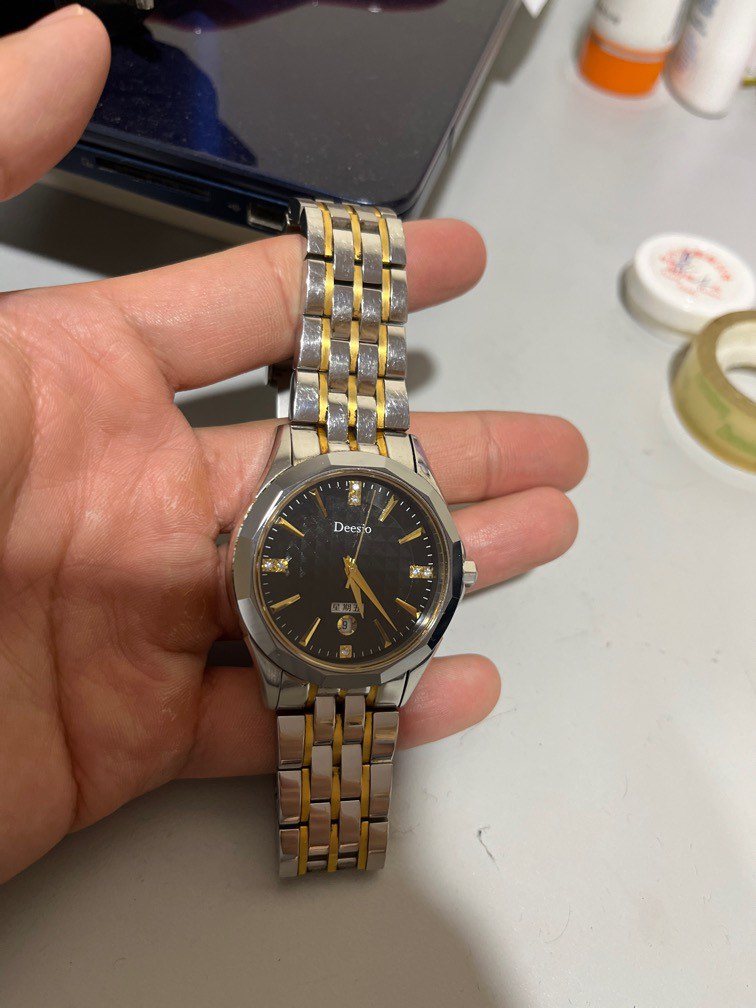Deesio, 名牌, 手錶 - Carousell