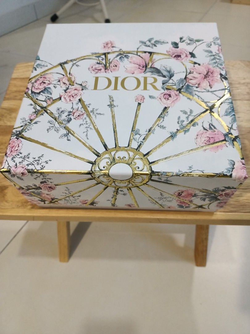 Dior Mother's Day box, Furniture & Home Living, Home Improvement ...