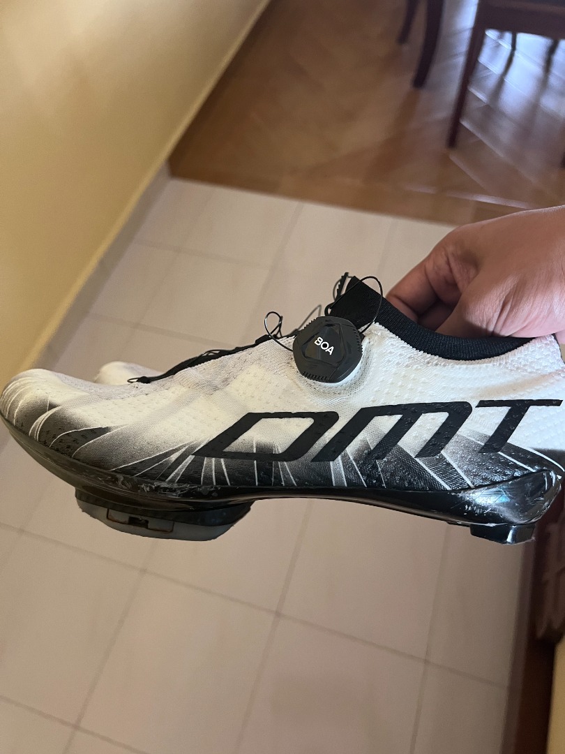 DMT KR1 Road Cycling Shoes, Sports Equipment, Bicycles & Parts, Parts & Accessories on Carousell