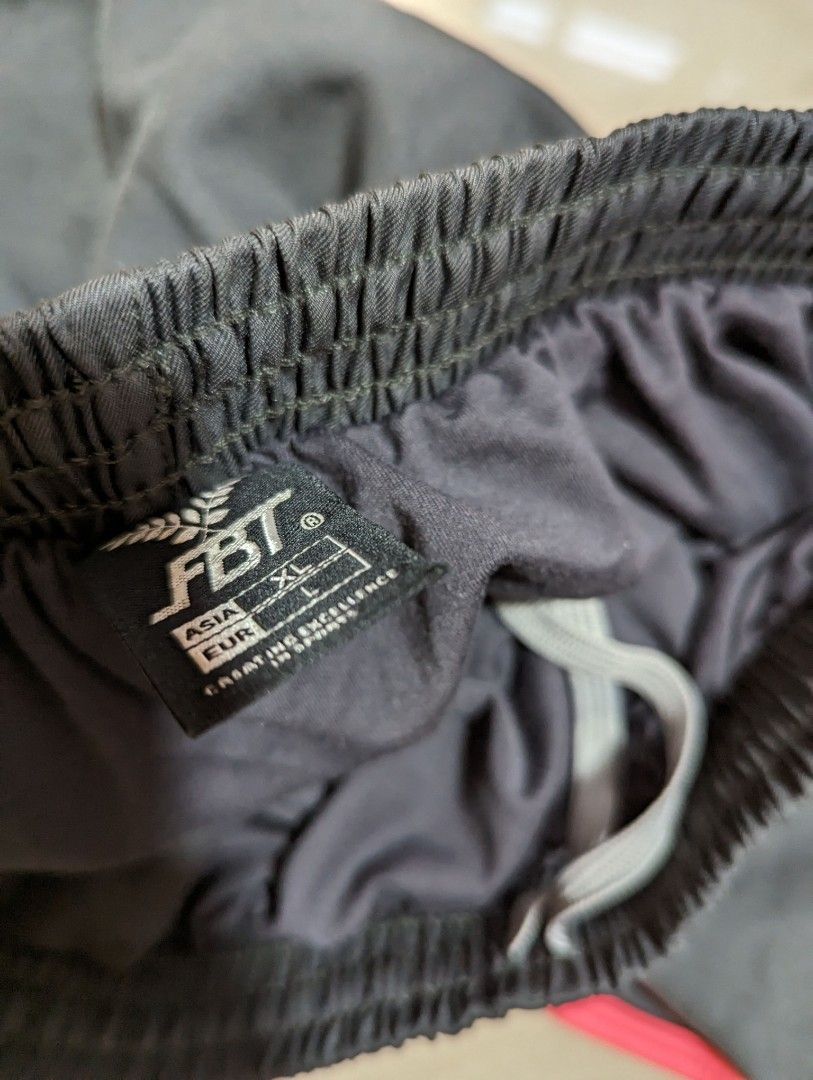 FBT Shorts, Women's Fashion, Bottoms, Shorts on Carousell