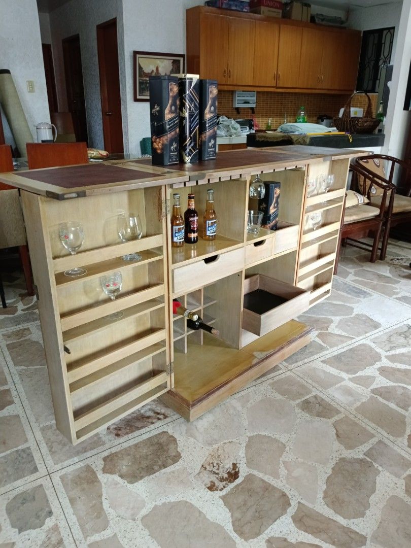 Foldable/ Movable Bar Counter Table on Carousell