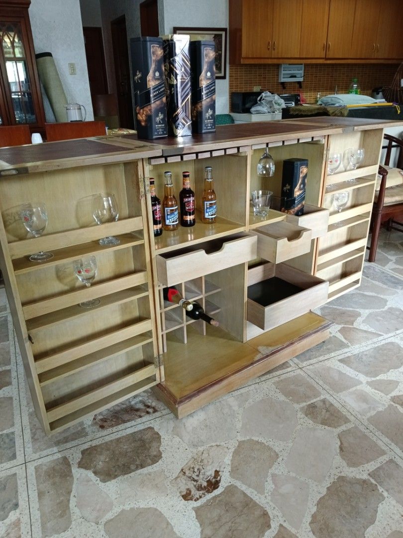 Foldable/ Movable Bar Counter Table on Carousell