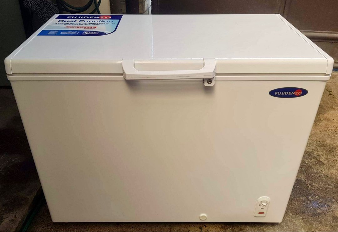 Fujidenzo FC-10ADF Chest Freezer on Carousell