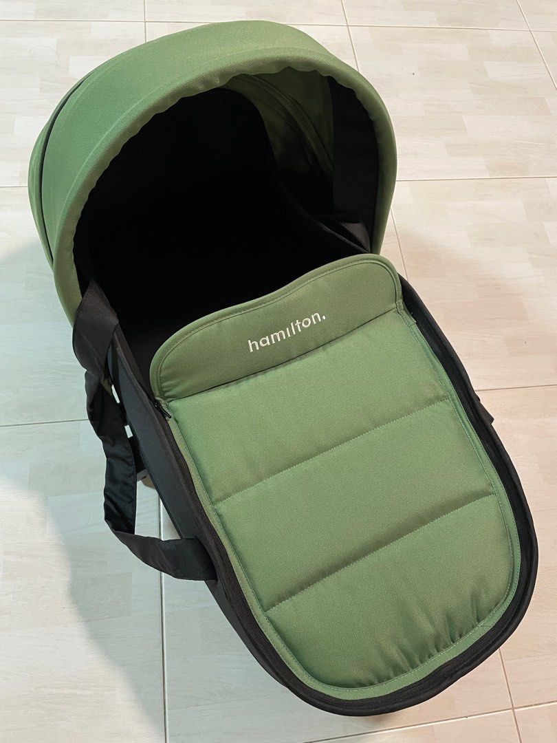 Hamilton Bassinet, Babies & Kids, Maternity Care on Carousell