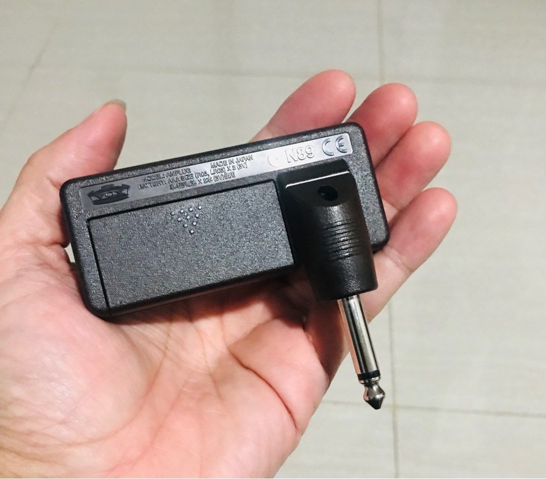 headphone guitar amplifier Acoustic (AP-AG) on Carousell