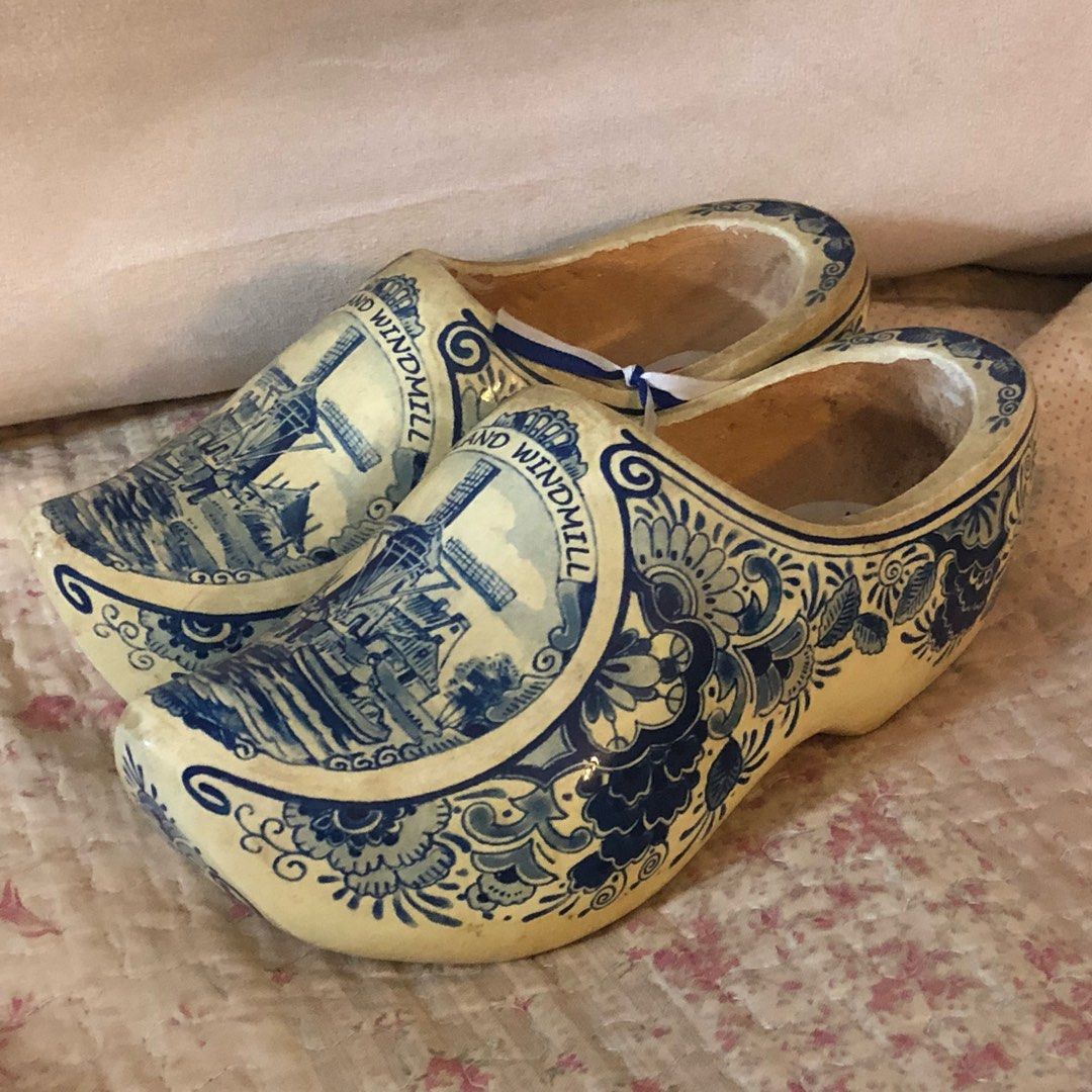 Vintage Holland Windmill wooden clog / shoes, Hobbies & Toys ...