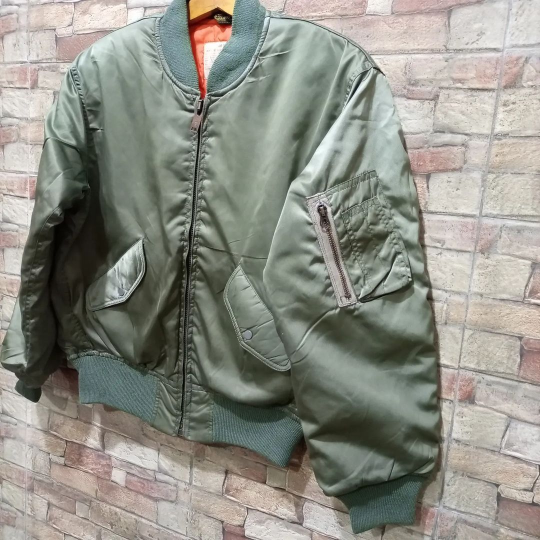 Jaket Bomber * MA1 HOUSTON * size 40R. P66 x L62, Fesyen Pria, Pakaian , Atasan di Carousell