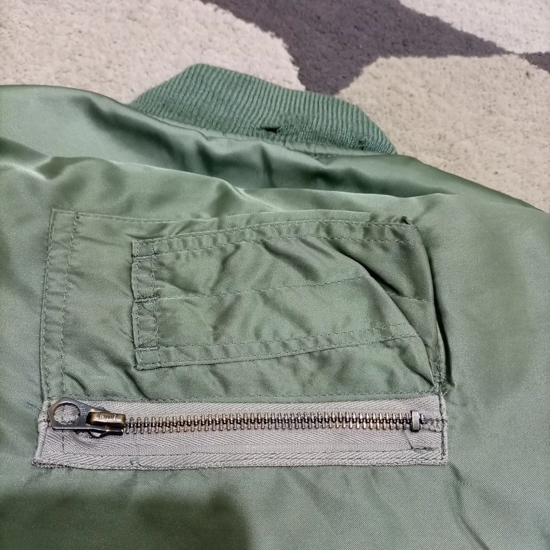 Jaket Bomber * MA1 HOUSTON * size 40R. P66 x L62, Fesyen Pria, Pakaian , Atasan di Carousell