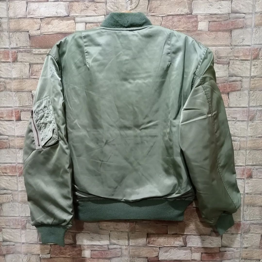 Jaket Bomber * MA1 HOUSTON * size 40R. P66 x L62, Fesyen Pria, Pakaian , Atasan di Carousell