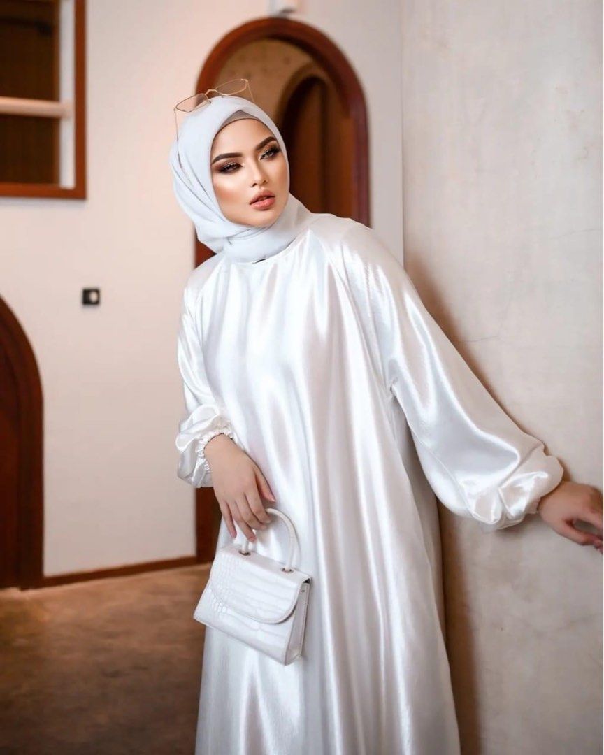 New azizia, Women's Fashion, Muslimah Fashion, Dresses on Carousell