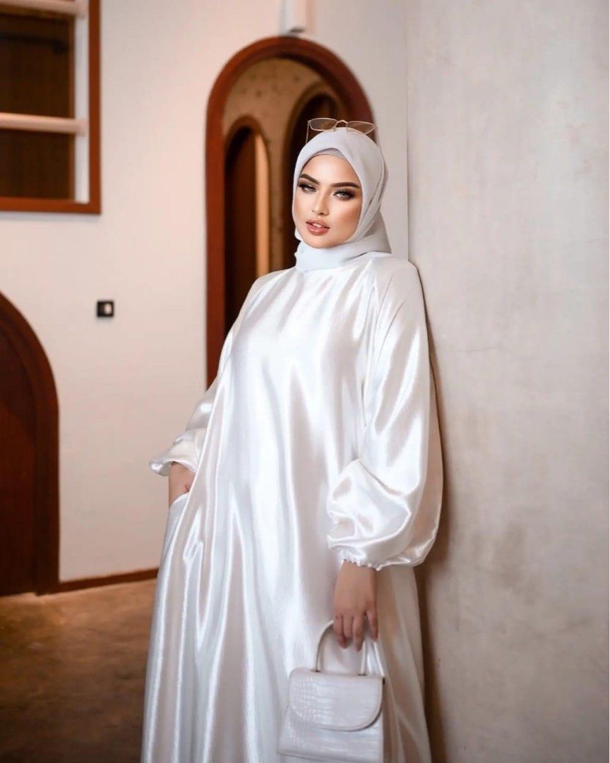 New azizia, Women's Fashion, Muslimah Fashion, Dresses on Carousell