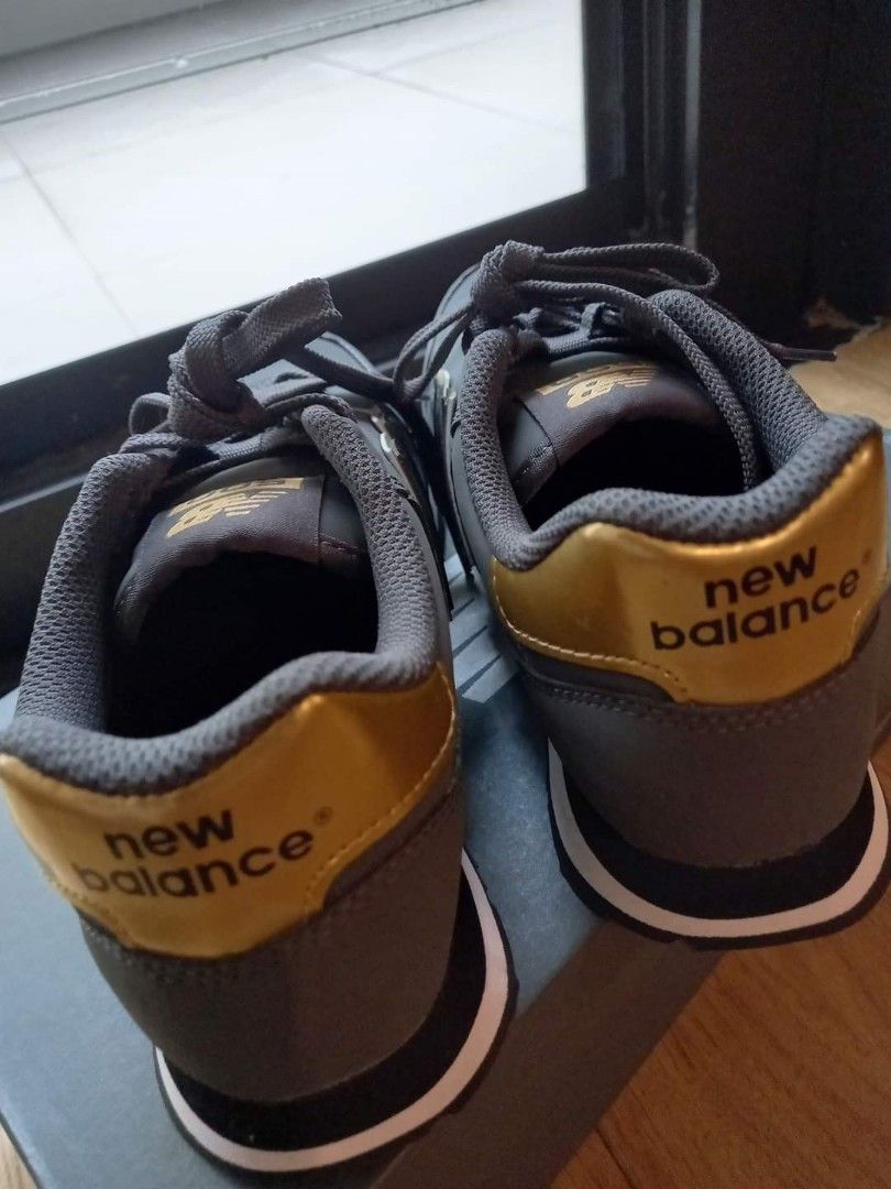 New balance used once, Women's Fashion, Footwear, Sneakers on Carousell