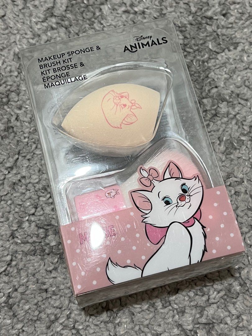 NEW Miniso Make Up Sponge and Brush Kit, Beauty & Personal Care, Face ...