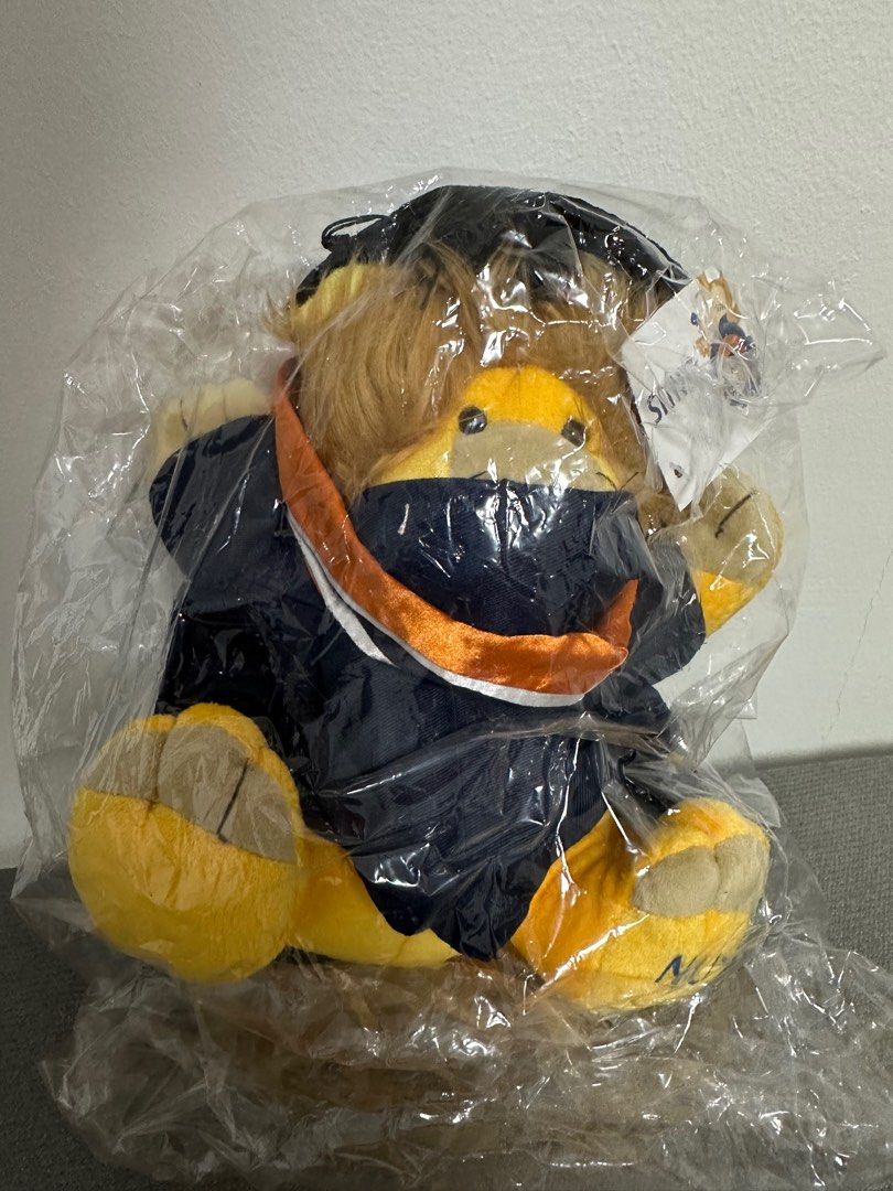 NUS Linus (Graduation Bear), Hobbies & Toys, Toys & Games on Carousell