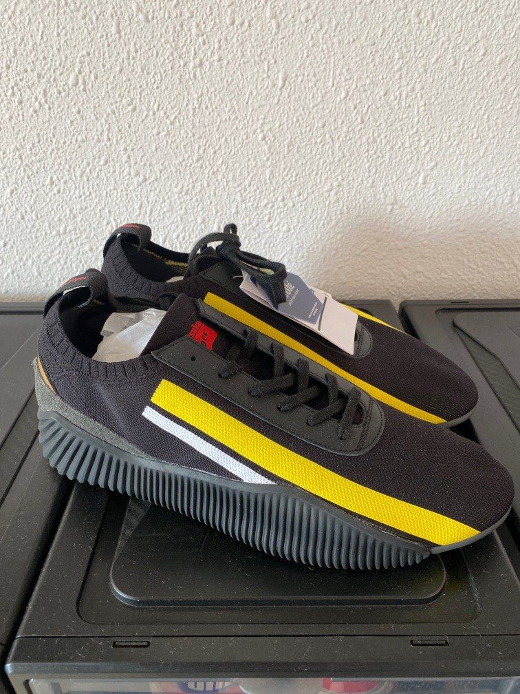 Onitsuka Tiger Acromount Knit, Men's Fashion, Footwear, Sneakers on ...