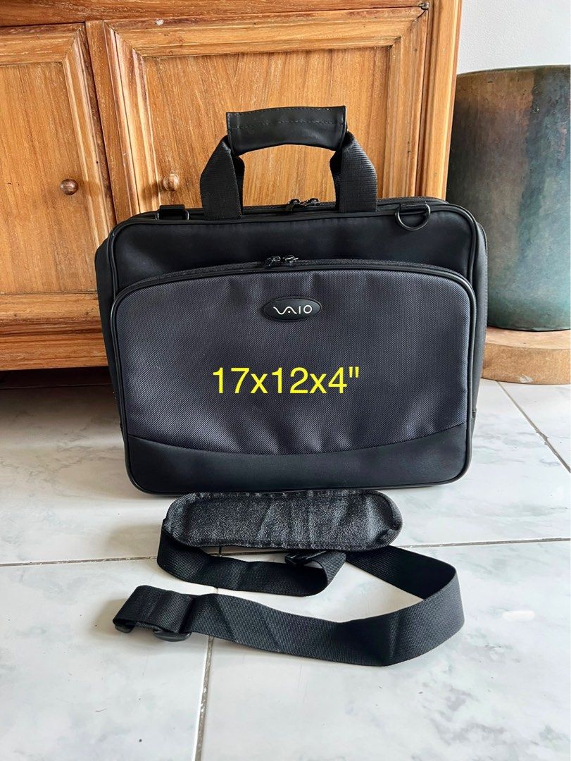 Original Sony VAIO Messenger Bag 17" Laptop with lots of compartments ...