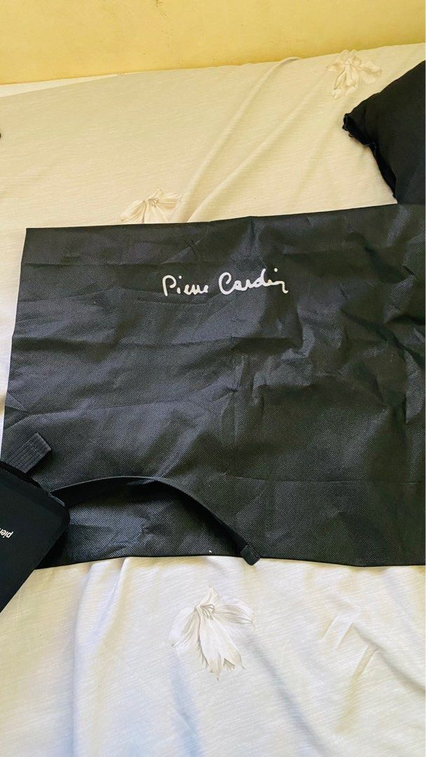 piere cardin on Carousell