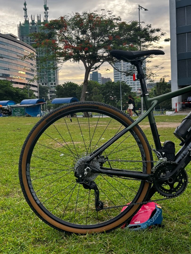 Pinewood Lancer Pro Gravel Bike, Sports Equipment, Bicycles & Parts ...